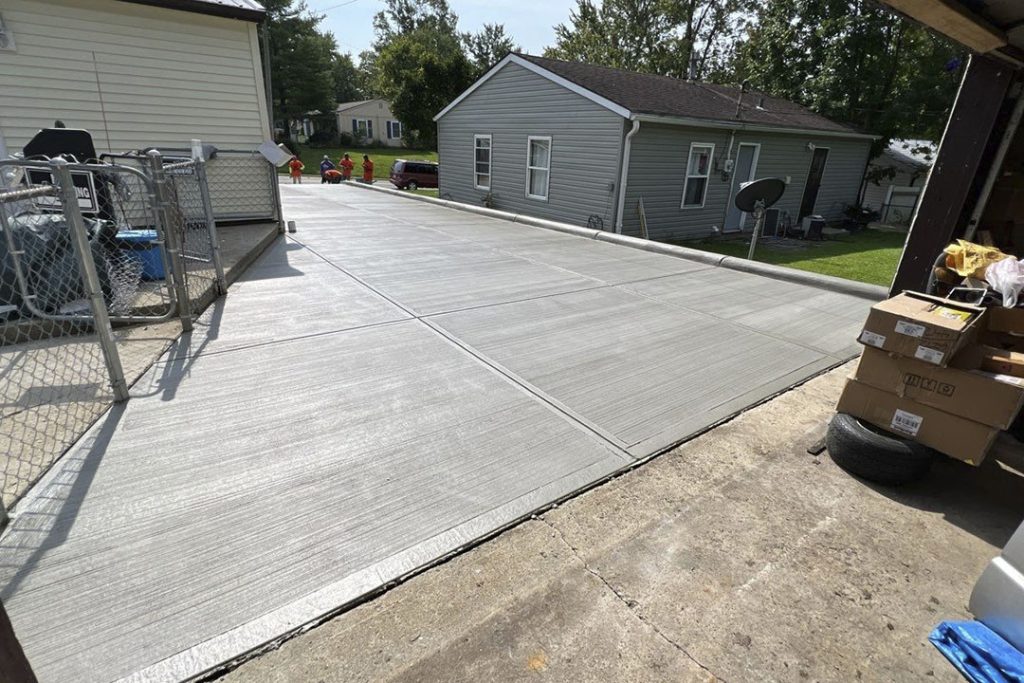 Concrete Driveways in Ohio | Supreme Concrete