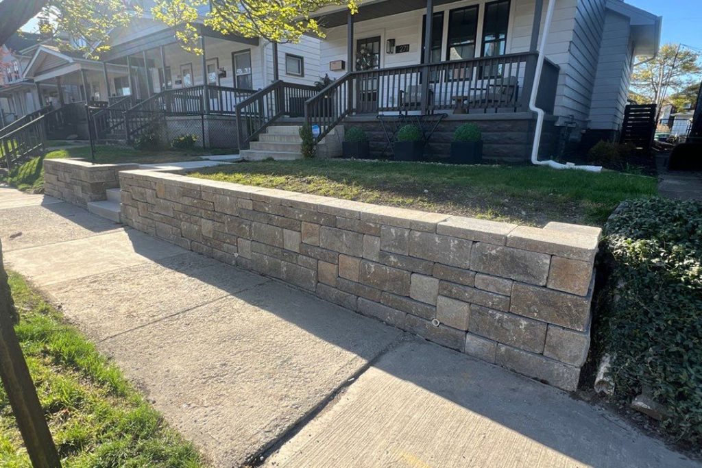 Durable and Attractive Retaining Walls | Supreme Concrete Solutions